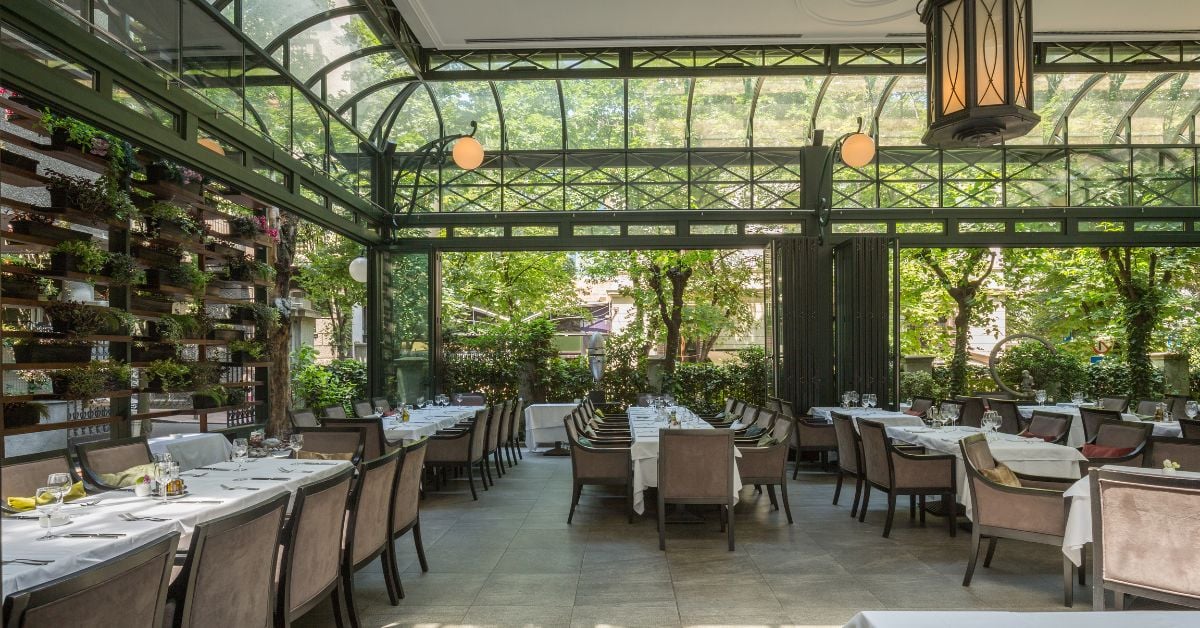 A Complete Guide to Lighting for Restaurants